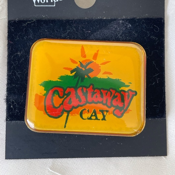 Disney | Accessories | Disneys Castaway Cay Tradingcollectible Pin ...